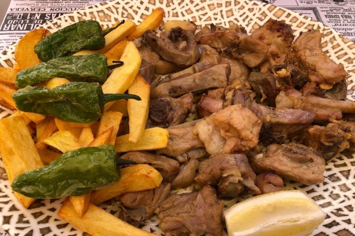 Comida típica de Granada. 11 platos que saben a tradición | Guía Repsol ...