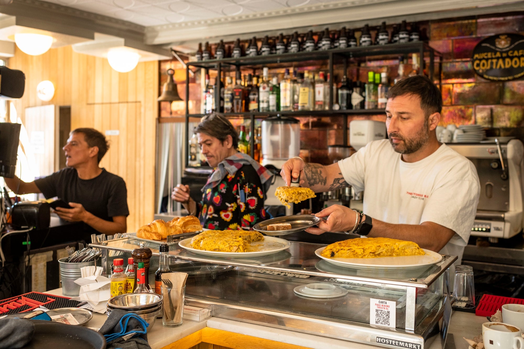 Dónde desayunar y merendar en Lavapiés (Madrid) | Guía Repsol