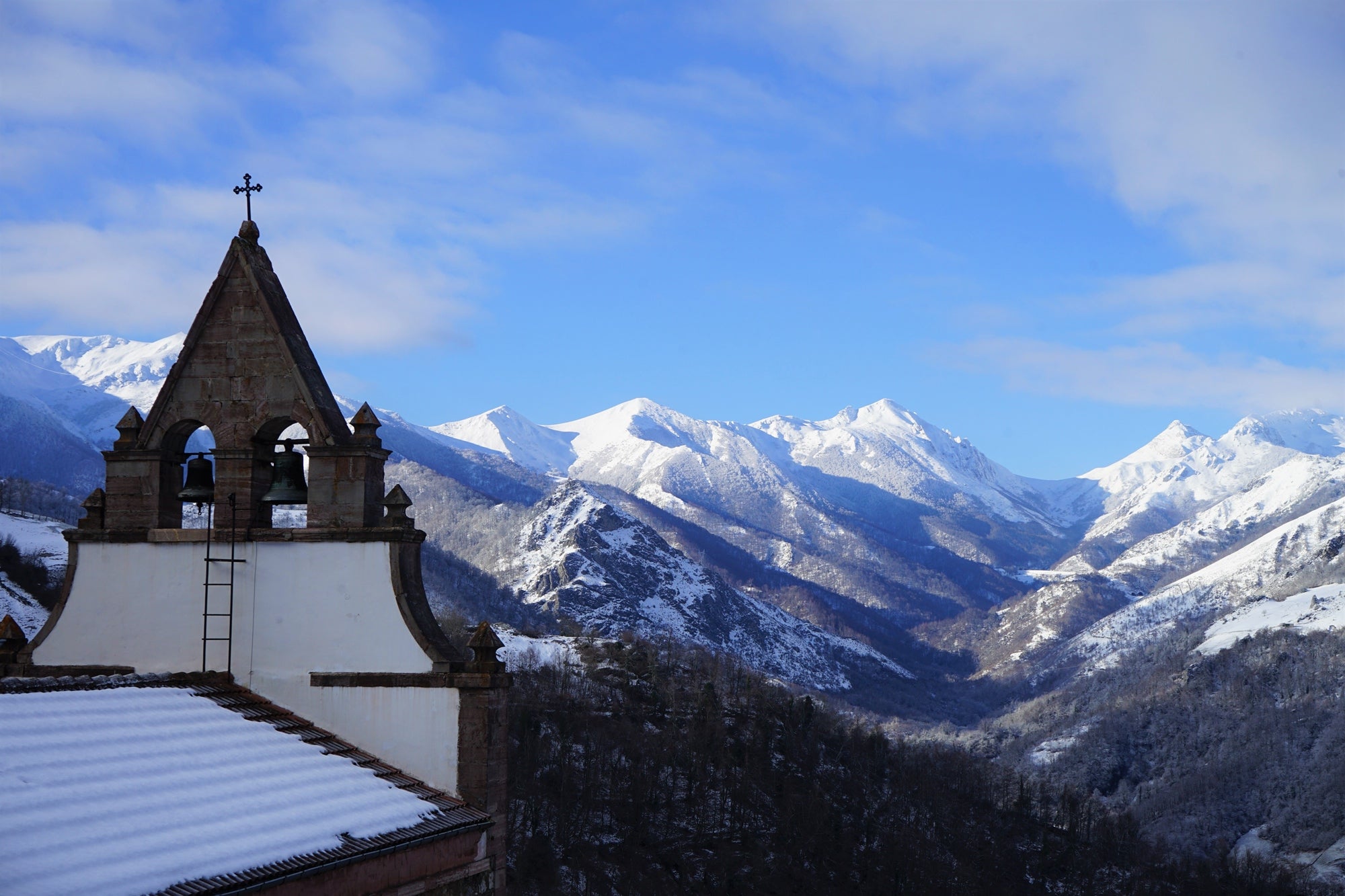 Escapada a la estación de esquí Valgrande-Pajares (Pajares, Asturias ...