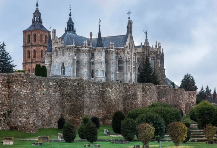 Un día en Val de San Lorenzo (León): Posada Real 'La Lechería' y Museo ...